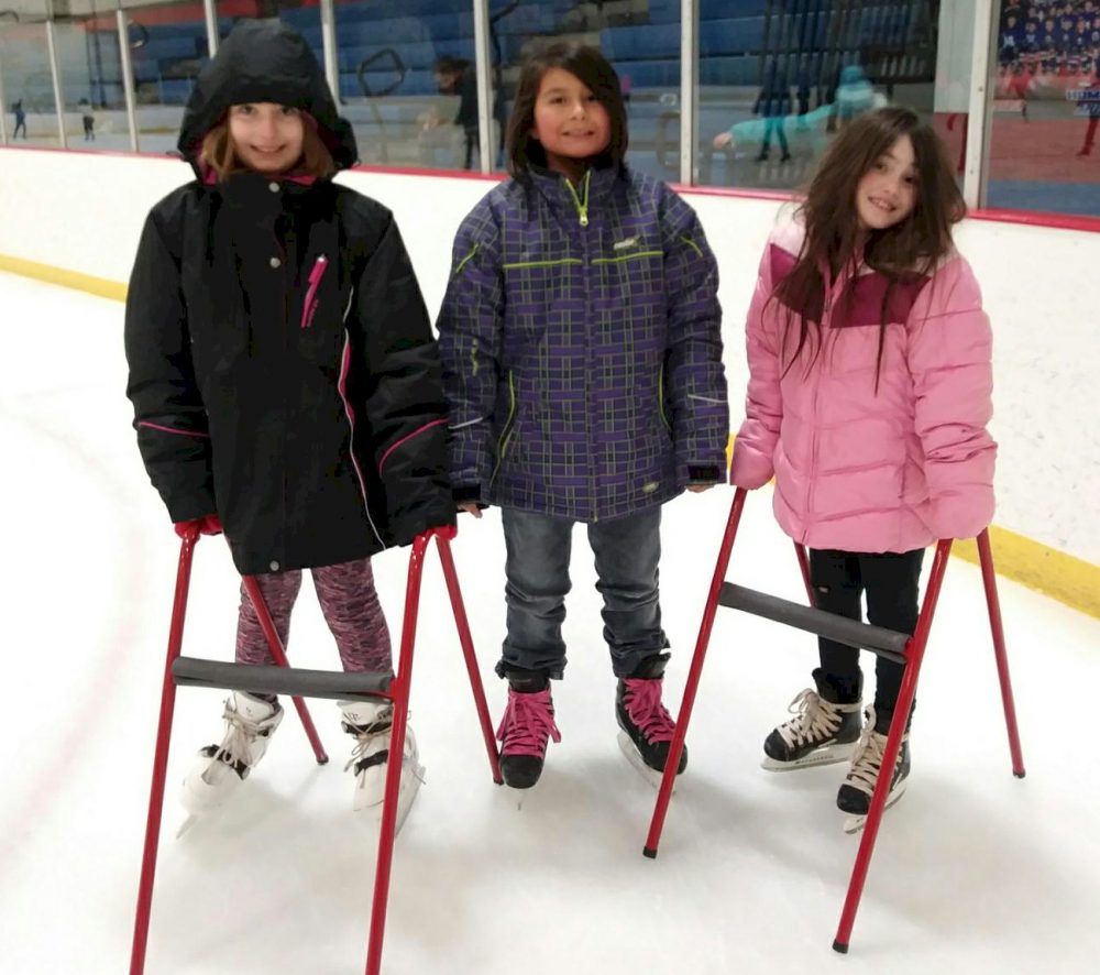 Ice Skating Patch - Girl - MakingFriends